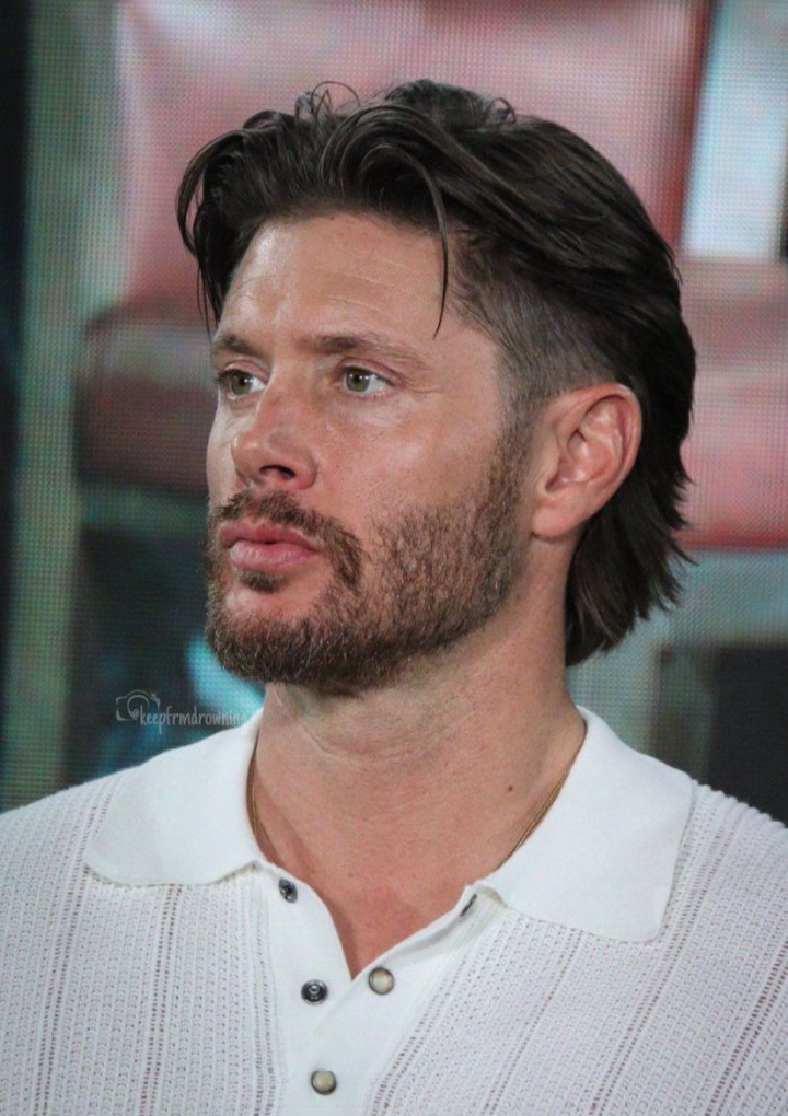 Does a Modern Mullet Suit a Square Face Shape? - Stylorica